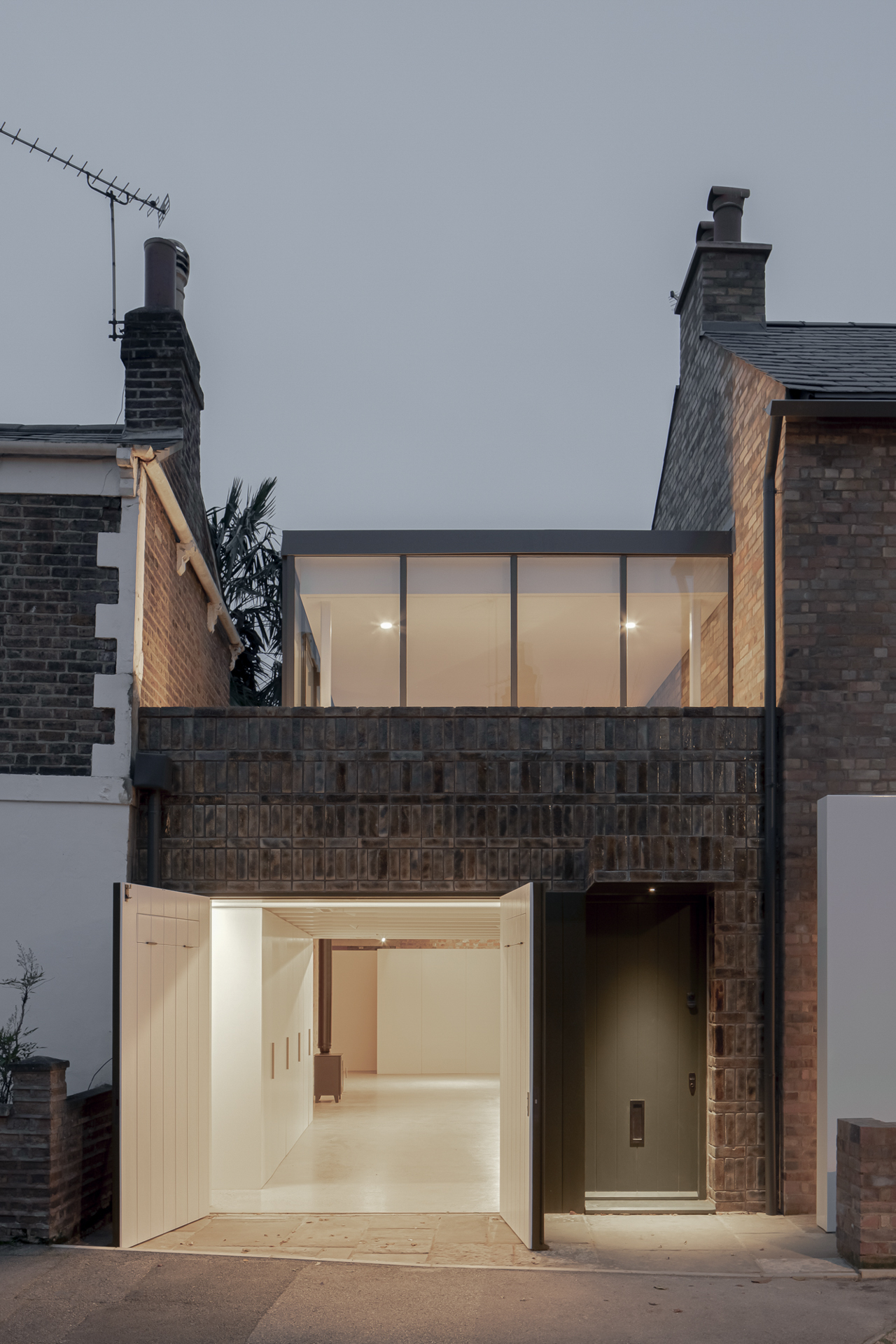 Saniertes Wohnhaus von Jonathan Tuckey Design