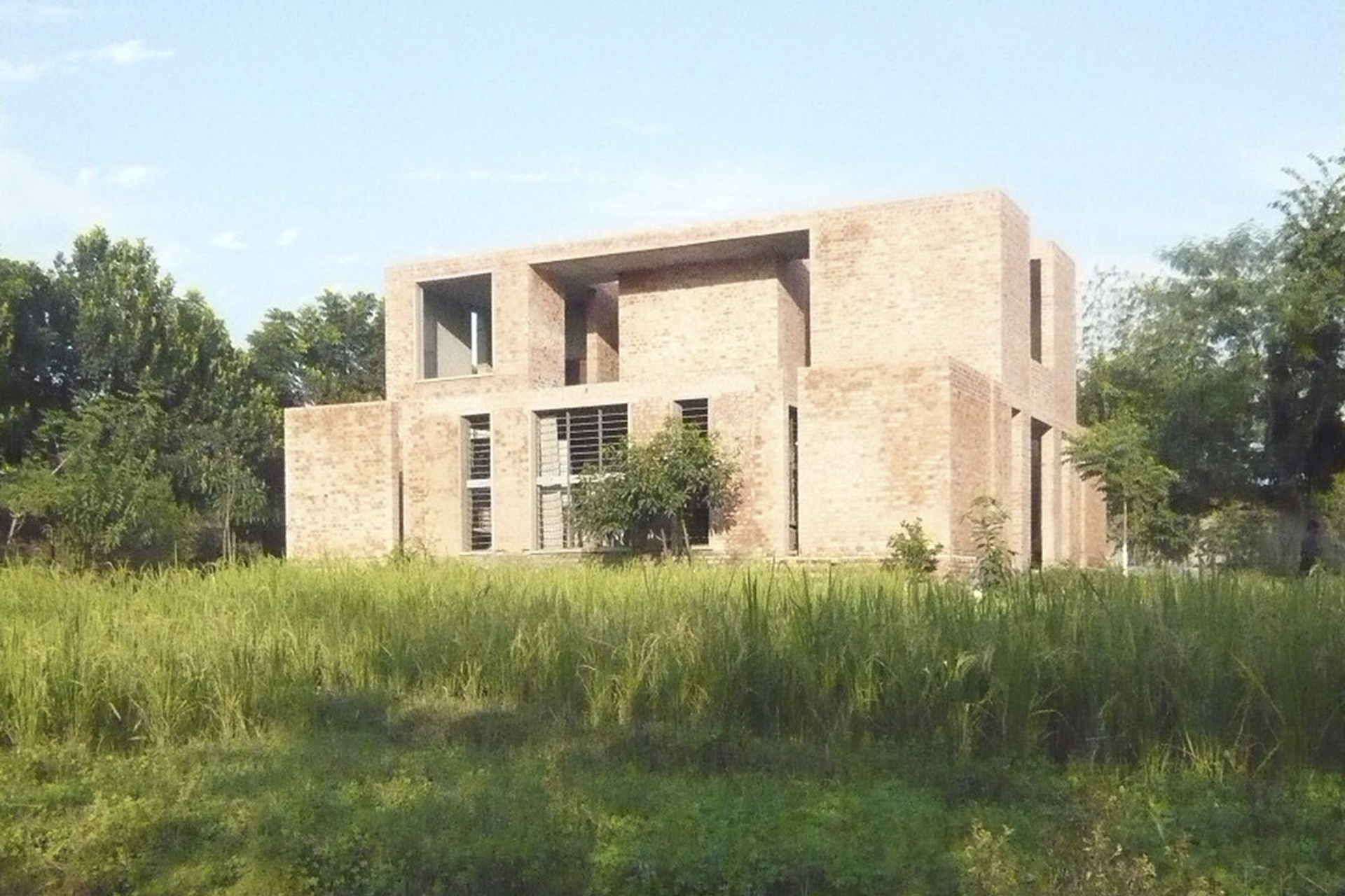 Marina Tabassum Architects: In Bangladesh